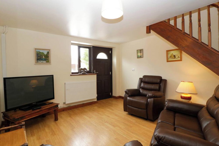The Old Dairy, Pet Friendly, Character Holiday Cottage In Allensmore - Hereford