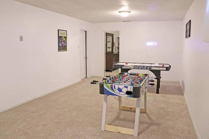 Spacious Home Away From Home! - Bismarck, ND
