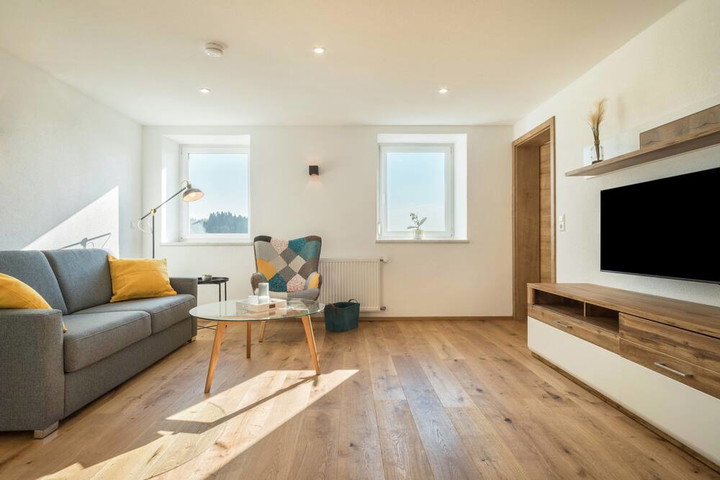 Ferienwohnung 'Pusteblume' Mit Bergblick, Terrasse Und Wlan - Hergensweiler