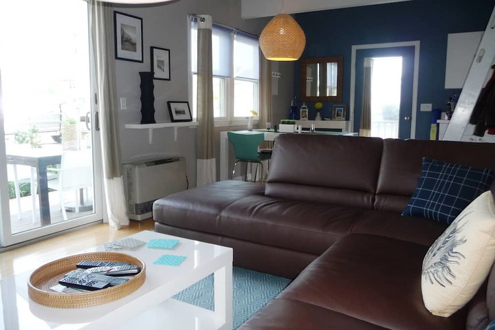 Free-standing, Spacious, Modern Cottage, 1 Bdrm + Loft, Town Center, 1 Parking - Provincetown, MA