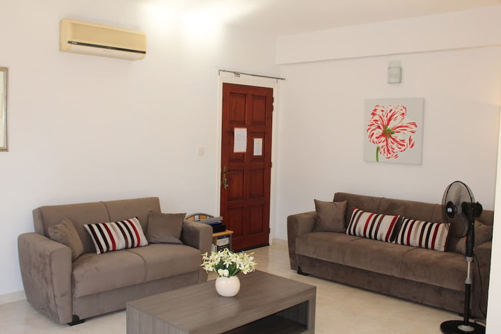 Stunning 2 Bedroom Ground Floor Apartment In Paphos - Kato Paphos