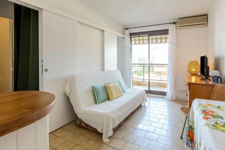 Saint James By Interhome - Le Lavandou
