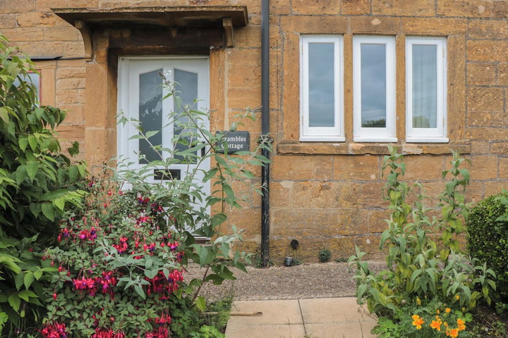 Scrambles Cottage, Pet Friendly In Stoke-sub-hamdon, Somerset - Yeovil