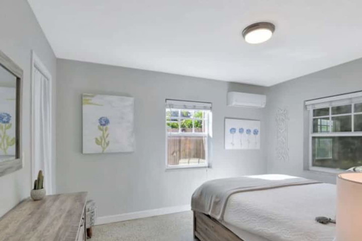 Private Cottage/courtyard Steps From Downtown Delray And The Chic Ray Hotel   <Br> - Delray Beach, FL