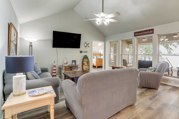 Bring Your Boat! Lakefront Home W/ Dock In Grove - Grove