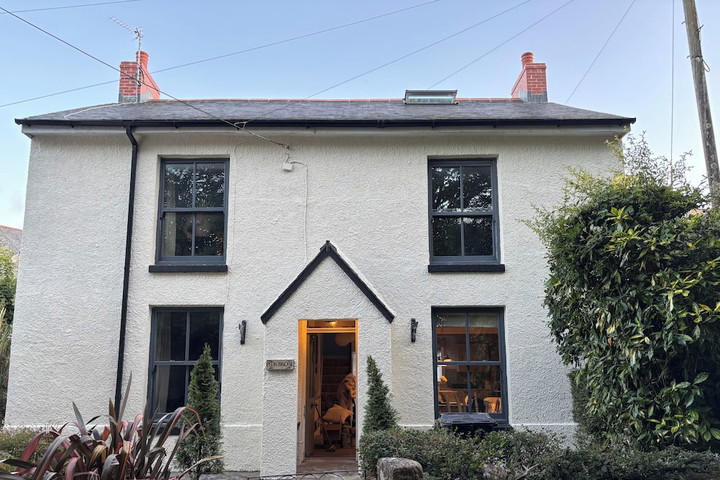 Beautiful Cosy Cottage, Only Mins Walk From Mousehole Harbour, 3 Large Bedrooms - Mousehole