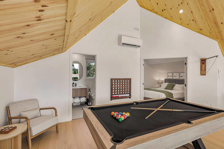Roja | Hot Tub | Pool Table | Foosball | Fireplace - Quebec City