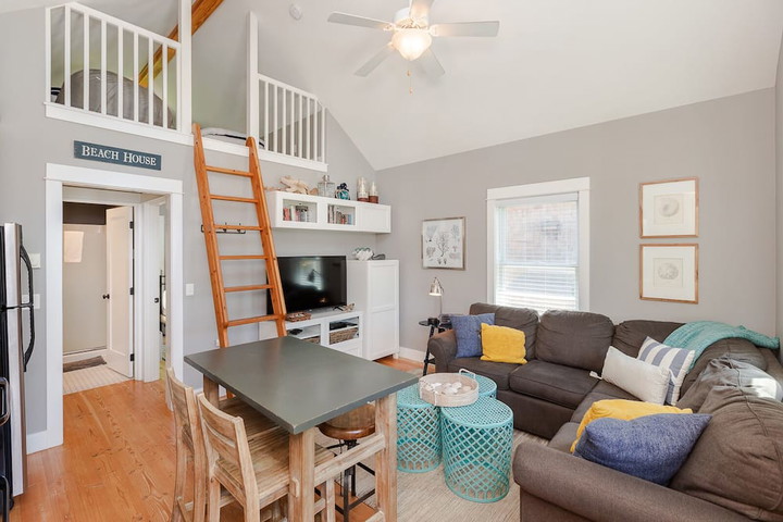 Seabrook 2 Bedroom Cottage With Hot Tub, Pets Ok - Pacific Beach, WA