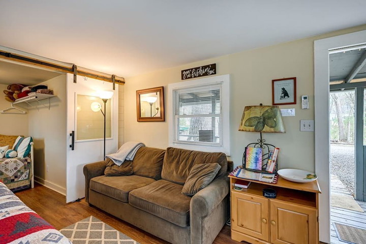 Mama Bear Cabin, Hot Tub, Pet Friendly - Cherokee, NC
