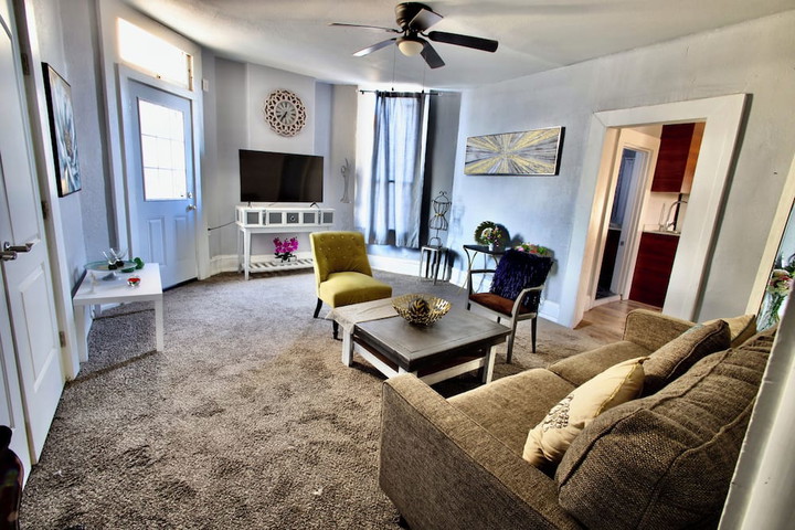 Cozy 2-bedroom Apartment With Wifi, Ac In Superb El Paso Entire Unit - El Paso, TX