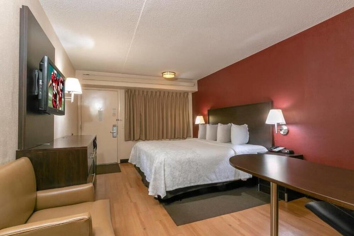 Relax In Practical Room Ideal For Students Visiting Osu - Columbus, OH