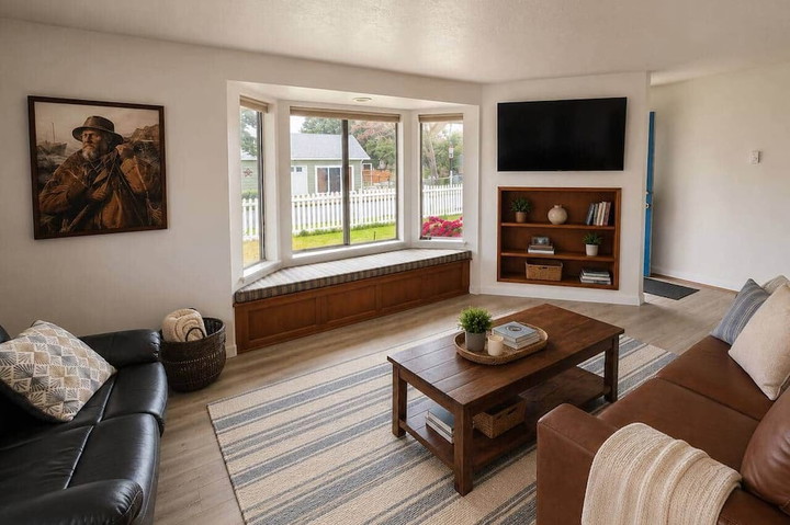 Karl's Place - Cozy Home Near Alsea Bay - Yachats, OR