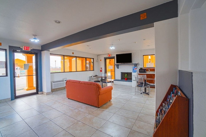 Kingsville|2 Queen Bed - Kingsville, TX