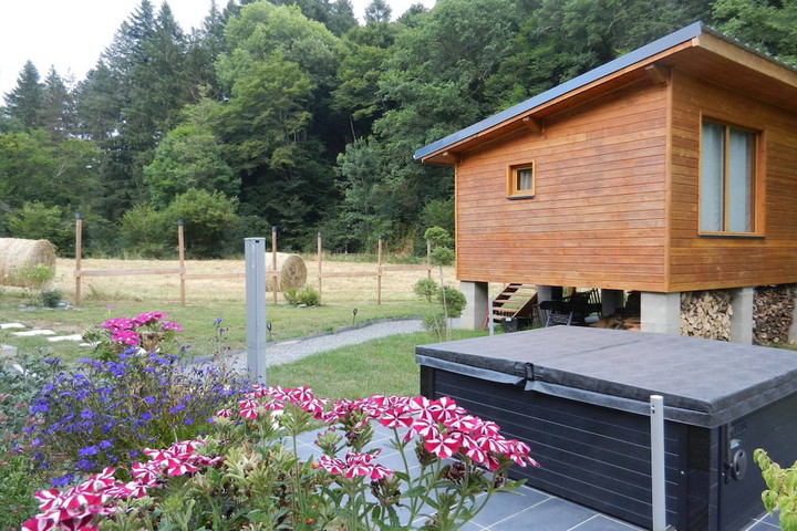 Cabane Et Spa; Le "Cocon Du Gast" - Creuse