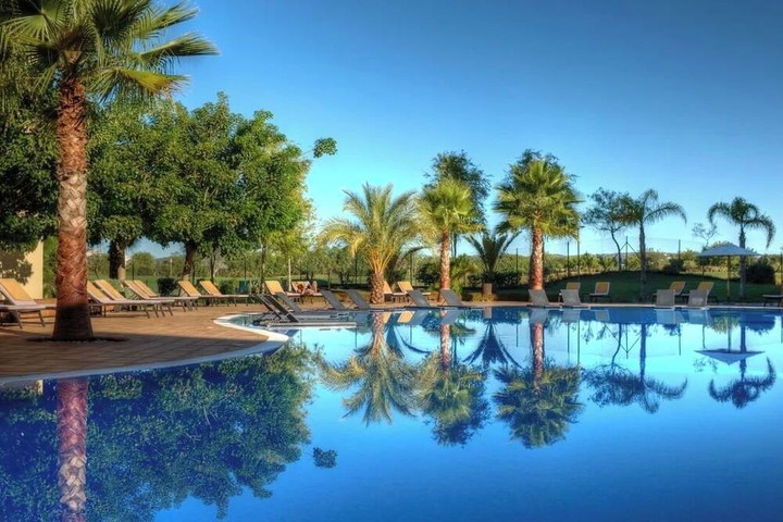 Sunny 3 Bedroom Haven W/ Pool Access, Spacious Living & Marina Adventures - Vilamoura