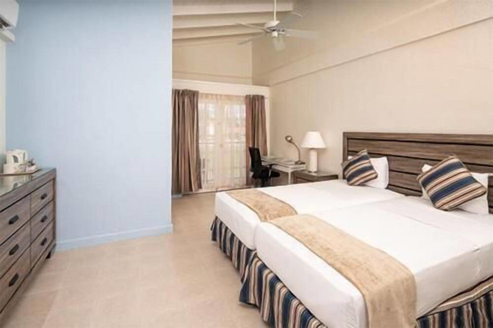 Caribbean Stay Steps From Beaches, Dining & Nightlife - Barbados