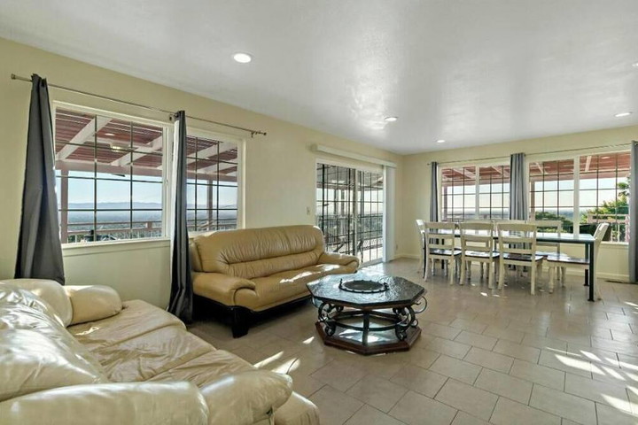 The Great Escape 5 Bedrooms -Pool, Sauna, Private Acreage . - San Jose, CA