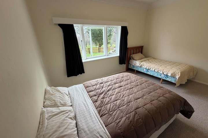 Stay On A Real Sheep And Beef Farm With Plenty Of Room For Large Groups - New Zealand