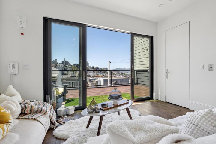 Live The Penthouse Dream  Luxe, Views & Vibes In Iconic North Beach - San Francisco, CA