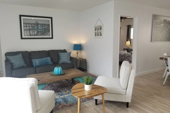Sunny & Spacious 3 Bed - 20 Second Walk To Beach! - Los Ángeles