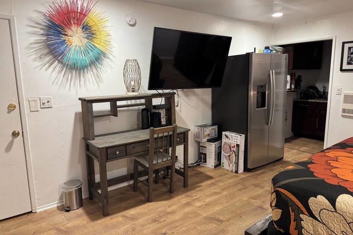 Charming Venice Beach Studio Steps From Beach, Boardwalk & Free Parking - Venice Beach