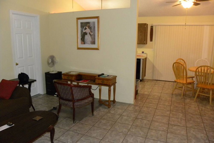 Cozy House With Fenced Yard Near The Beaches - Odessa, FL