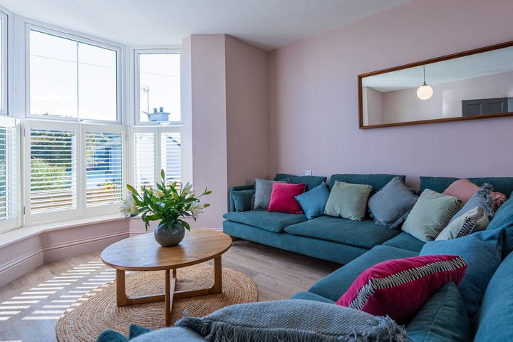 Glanafon - Sleeps 4 Guests In 2 Bedrooms - Bangor