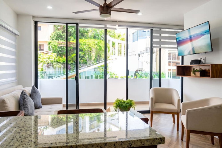 The Five 1br, Balcony & Rooftop Pool - Puerto Vallarta