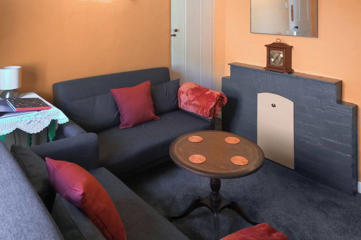 Charming And Cosy Victorian Cottage. - Bracknell