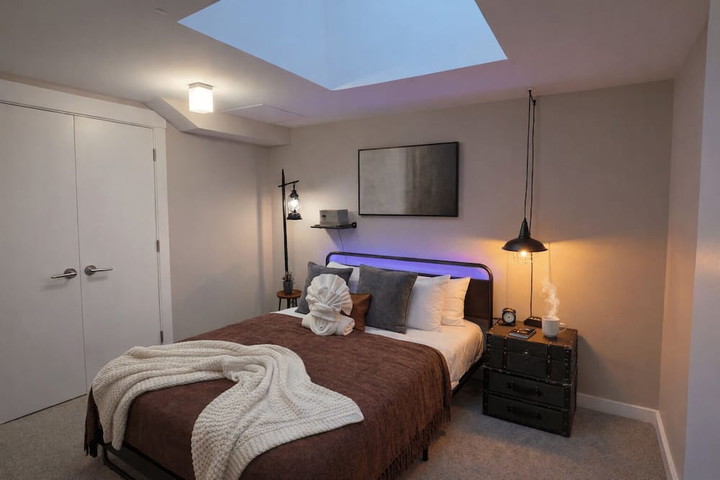 Shaw 1br | Bedroom Projector Cinema, Rooftop & Fitness - Bethesda, MD