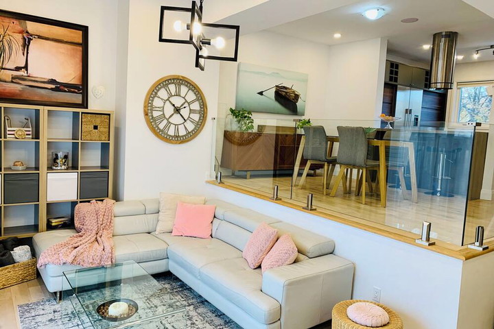 Tremendous 3-bedroom Townhome With Backyard To The Park In Mississauga - Brampton