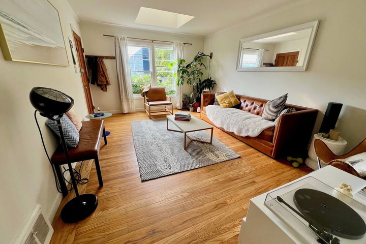 1-bedroom House With Backyard In Beautiful San Francisco With Wifi And Laundry - San Francisco, CA