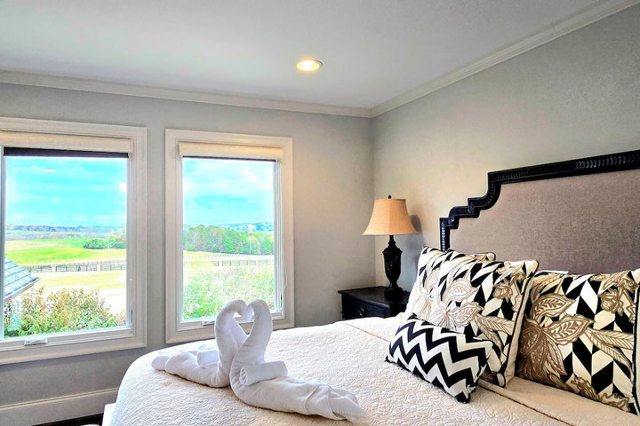 Luxe 38-acre Homestead Near Gainesville: 5br/7ba, 2 Kitchens, Animals & More! - Dahlonega, GA