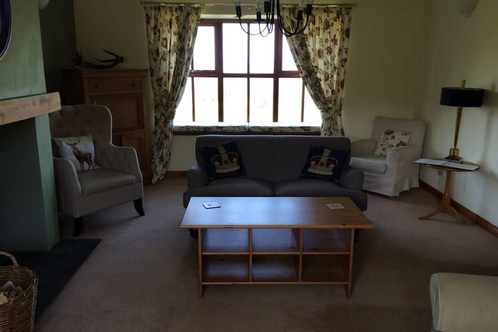 In The Heart Of The Highlands Located On A Private Sporting Estate - Lairg