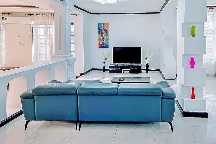 3 Bed/3.5 Bath (Tayla) - Monrovia