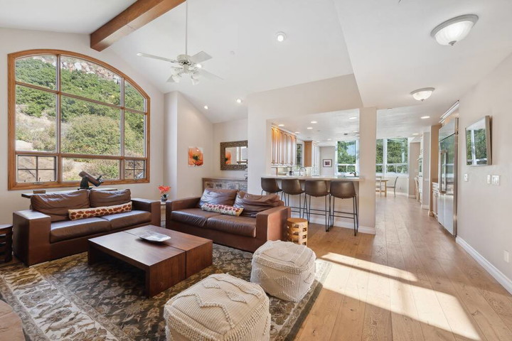 Serene Retreat In The Heart Of Slo By Redawning - San Luis Obispo, CA