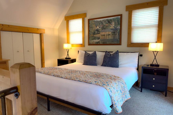 Lodge On The Waterfall! - Lake Hartwell