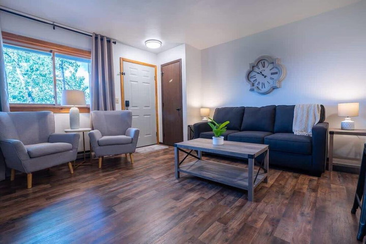 2 King Bed Charming Mountain Retreat Close To Mtn - Steamboat Springs, CO
