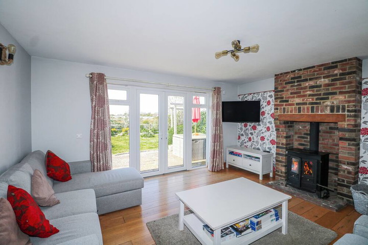 50 Harbour Road, Is In Pagham. - Selsey