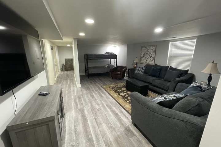 Charming Home Located In The Best Part Of Yakima - Yakima, WA