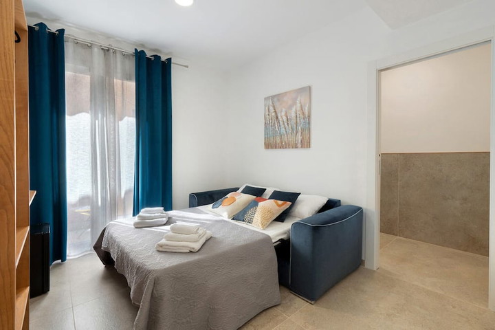 Room 'Camera 1 - P1' With Balcony, Wi-fi And Air Conditioning - Balestrate