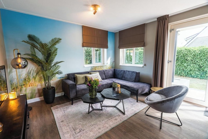 Restyled Apartment For 4 People With 2 Bedrooms, Garden, Terrace And Jacuzzi. - Lisse