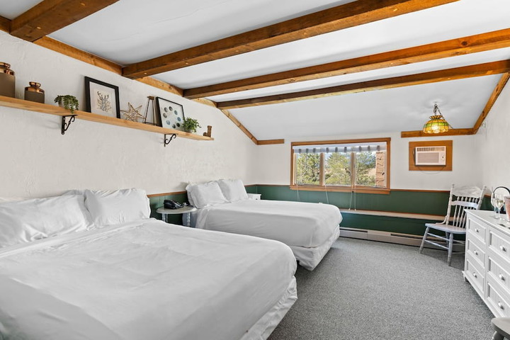 Jessie's Harvest House - Tannersville, NY