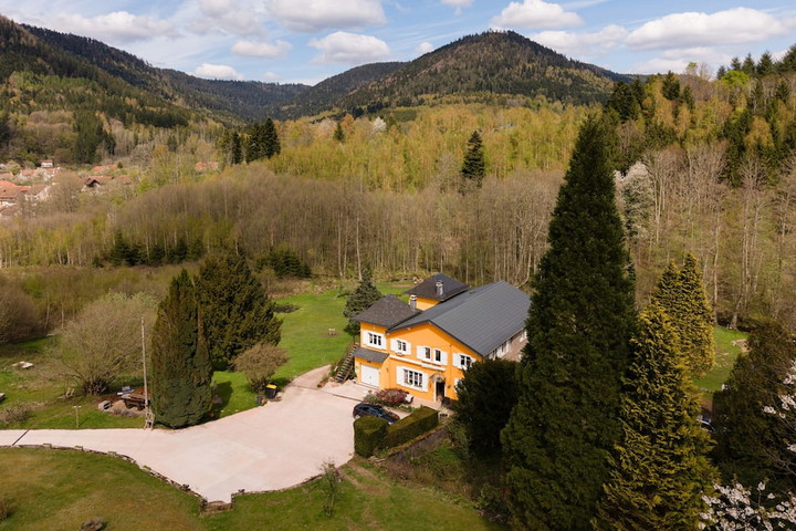 Gîte Forestier Du Moulin 10 Pers : Vue Montagne, Terrasse Privée Et Wi-fi - Schirmeck
