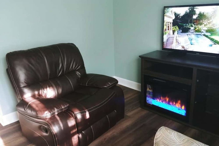 My Cozy Space Away From Home - St. Catharines