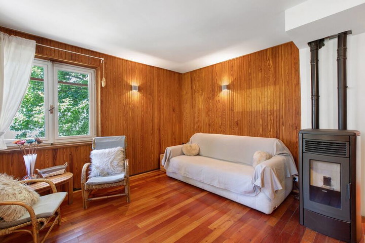 Apartment 'L'abri' With Mountain Views, Shared Garden, And Wi-fi - Cogne