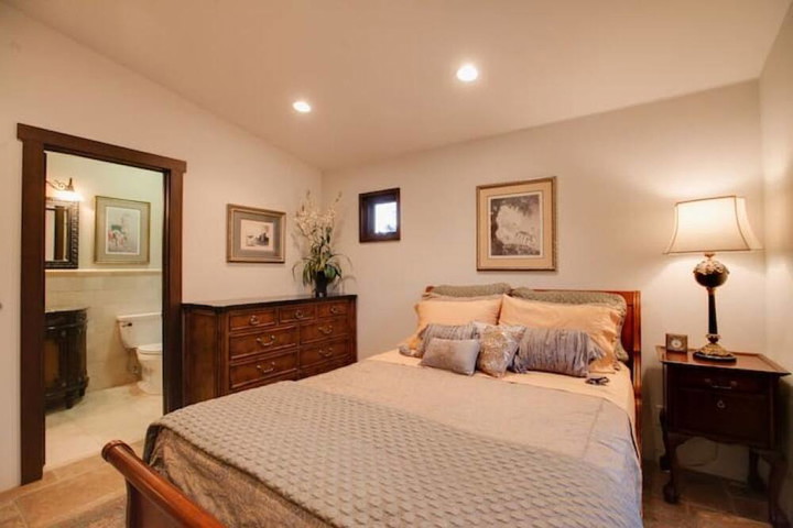Vineyard Suite Located In The Orchard With Private Entrance-villa Riposo Winery - Morgan Hill, CA