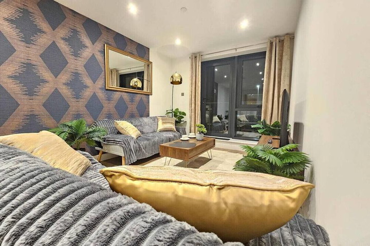 Lux 2bed 2bath Apartment With Terrace, City Center - Leeds