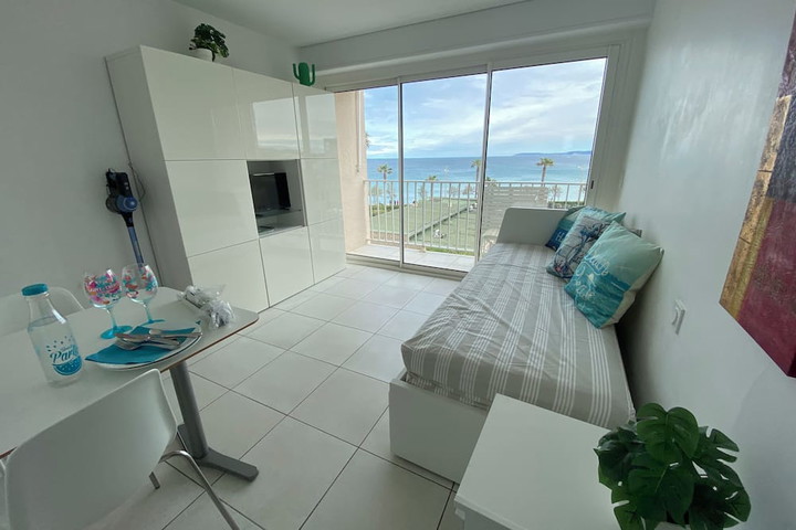 Beautiful Studio With Airco Cabin 4pers View And Sea Front.  Wifi And Parking - Le Lavandou