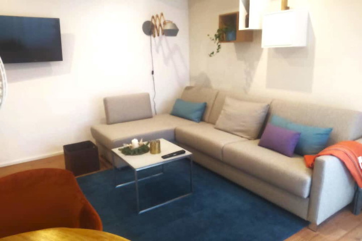 Liebevoll Eingerichtete Ferienwohnung Mit Outdoorwhirlpool Und Swimmingpool - Nürnberg
